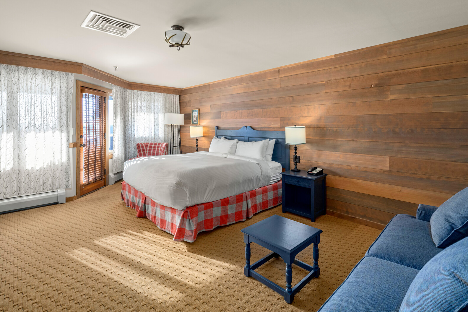 Austrian-Inspired Luxury Mountain Resort in Stowe, VT | von Trapp ...